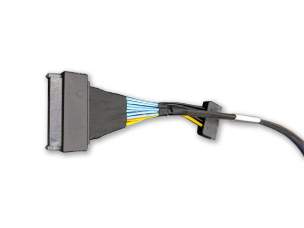 PCIe/NVMe Gen4 Ext. HD (SFF-8644) 36P to Multilink PCIe Drive ...